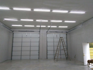 Linkable LED T8 8ft 144w 21,888 Lumen CLEAR LENS (NO RF) Quad-Row w/Mo ...